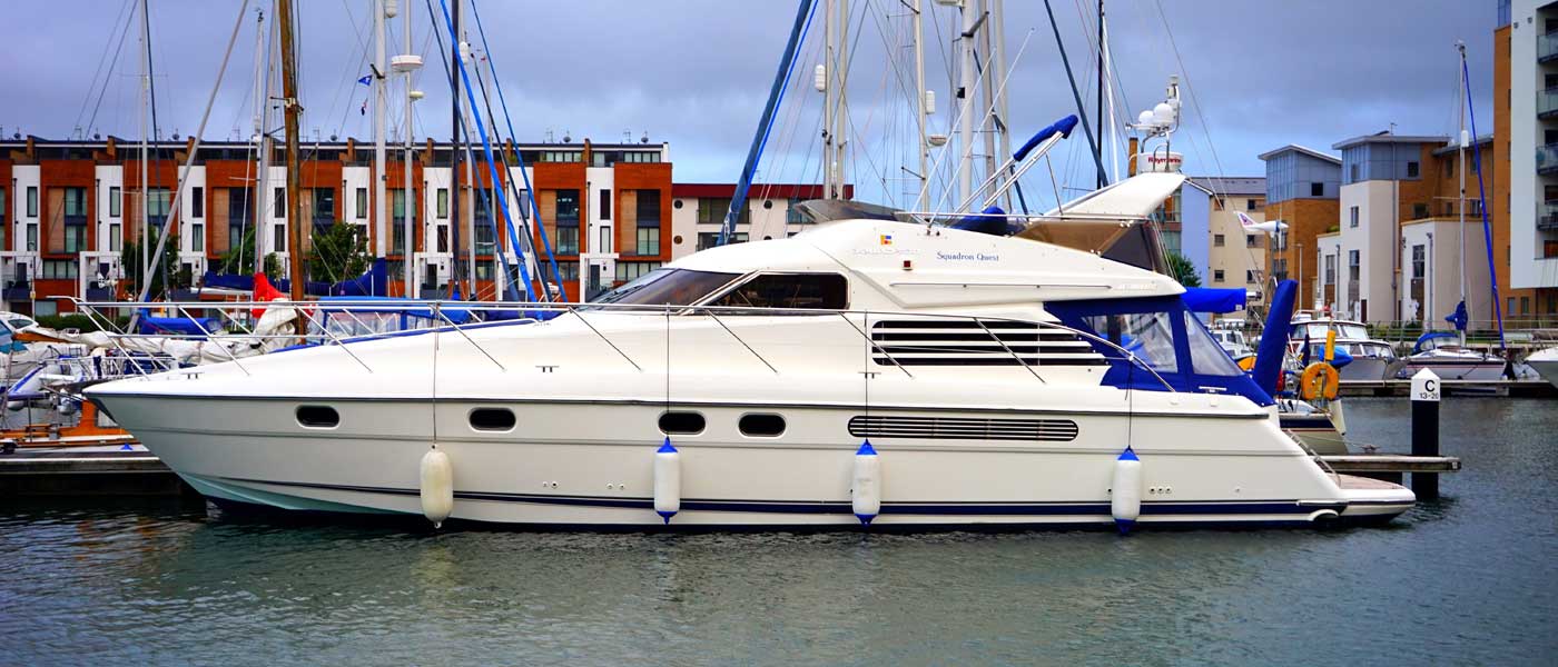 Impressum - Charter-Line